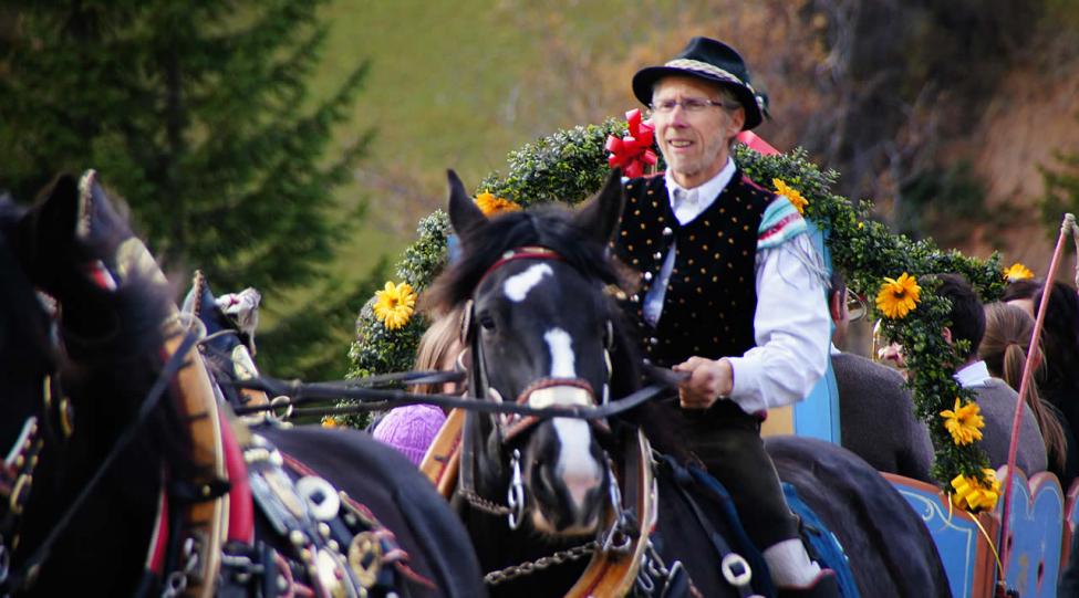 A holiday immersed in Ladin culture, traditions and customs